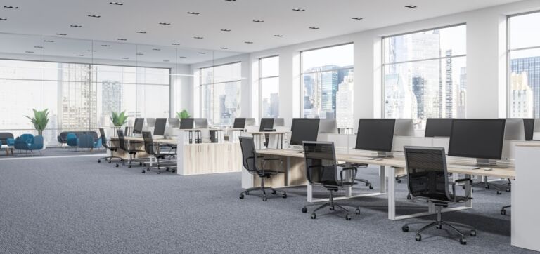 Four Tips for Choosing the Right Office Desks for Your Workspace ...